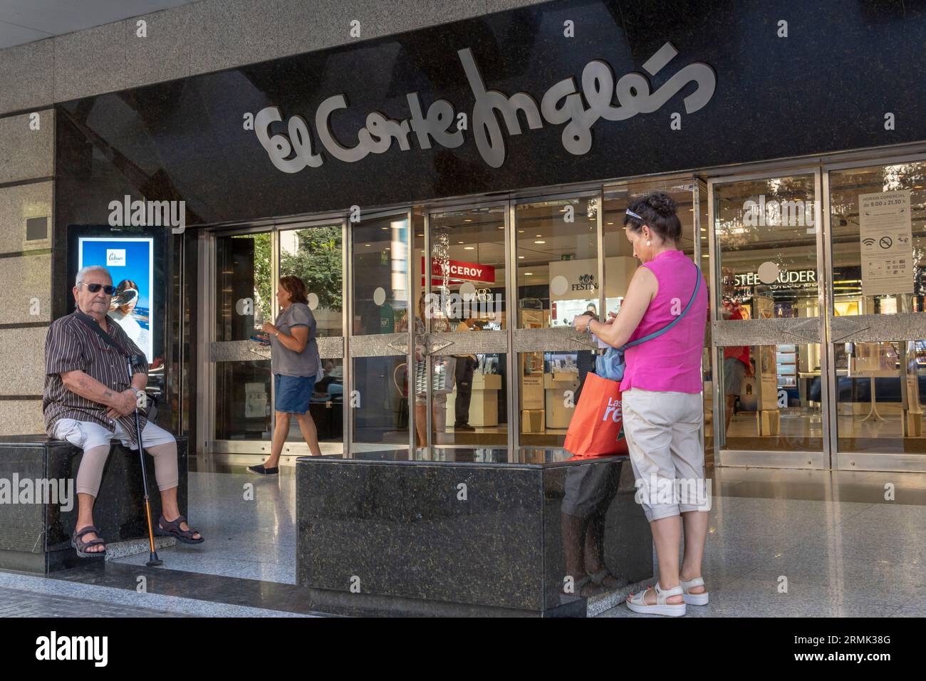 Luxury shop logo fashion sign palma shopping street hi-res stock ...