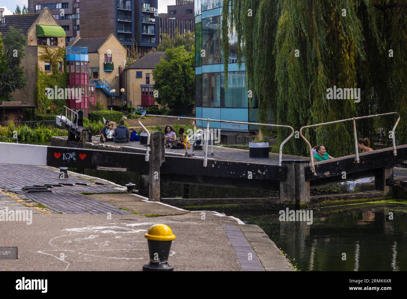 London City Road Lock Regent's Canal Stock Photo - Alamy