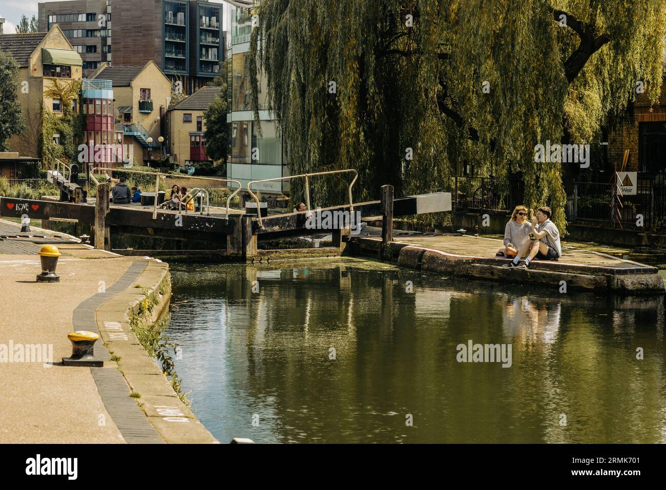 City Road Lock Regent's Canal London Stock Photo - Alamy