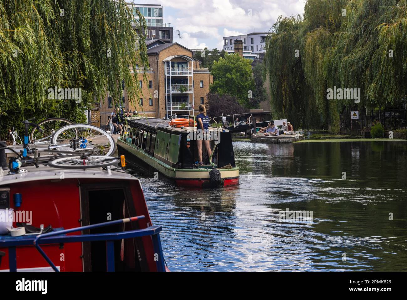 London City Road Lock Regent's Canal Stock Photo - Alamy