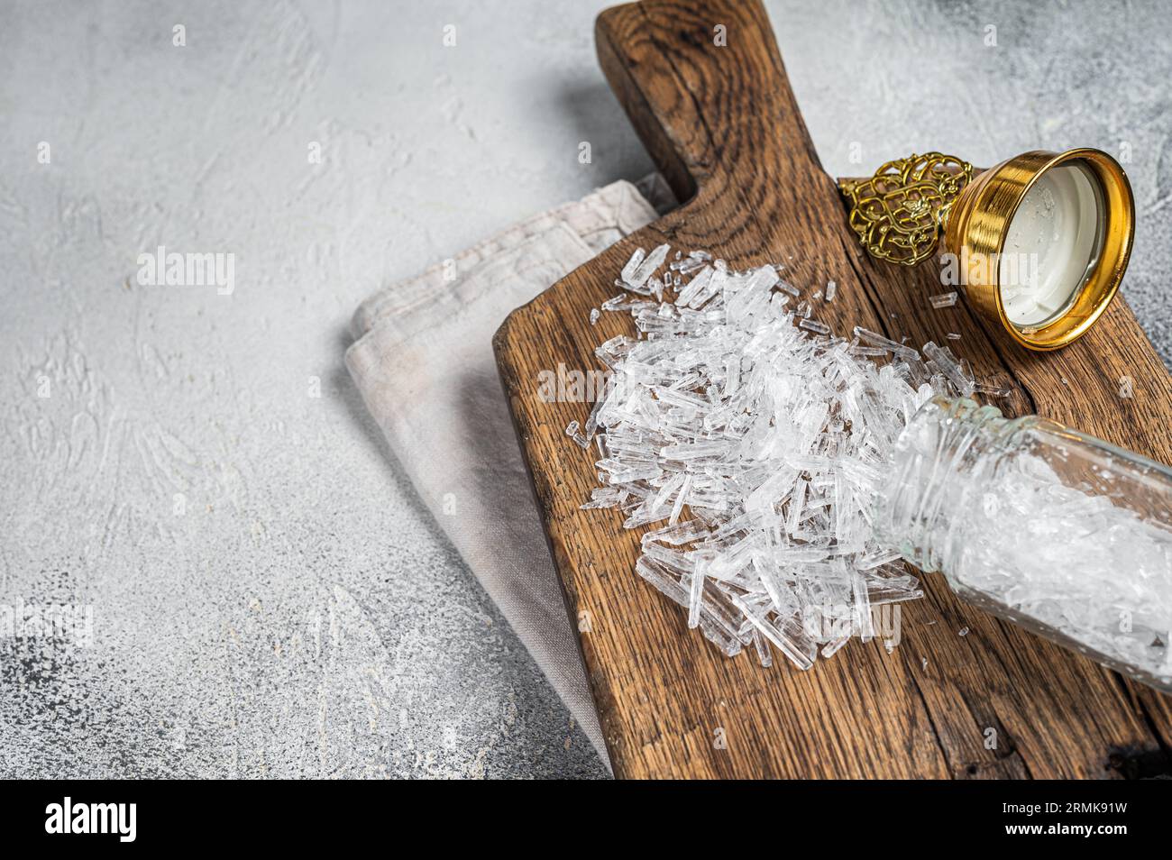 Menthol Crystals, Ingredients for production of natural cosmetics ...