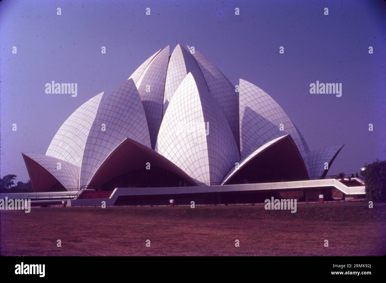 The Lotus Temple, located in New Delhi, India, is a Baháʼí House of ...