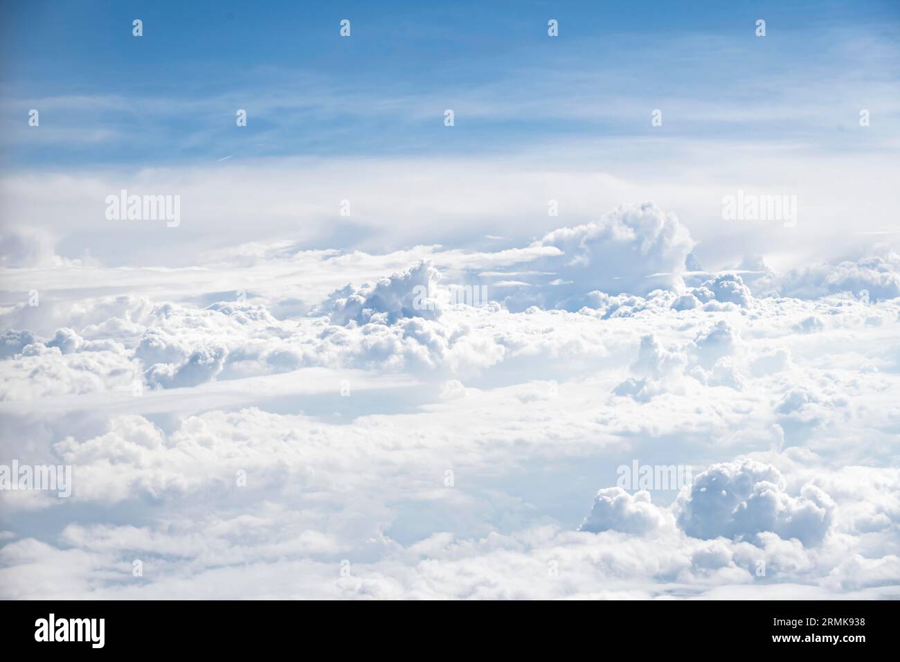 Towering clouds hi-res stock photography and images - Alamy