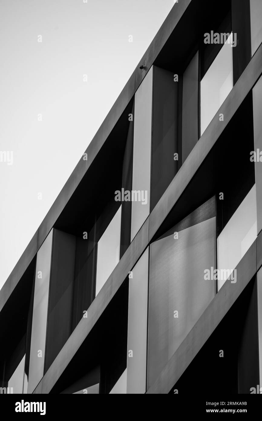 Architectural detail, modern high-rise, Europaallee, city centre ...