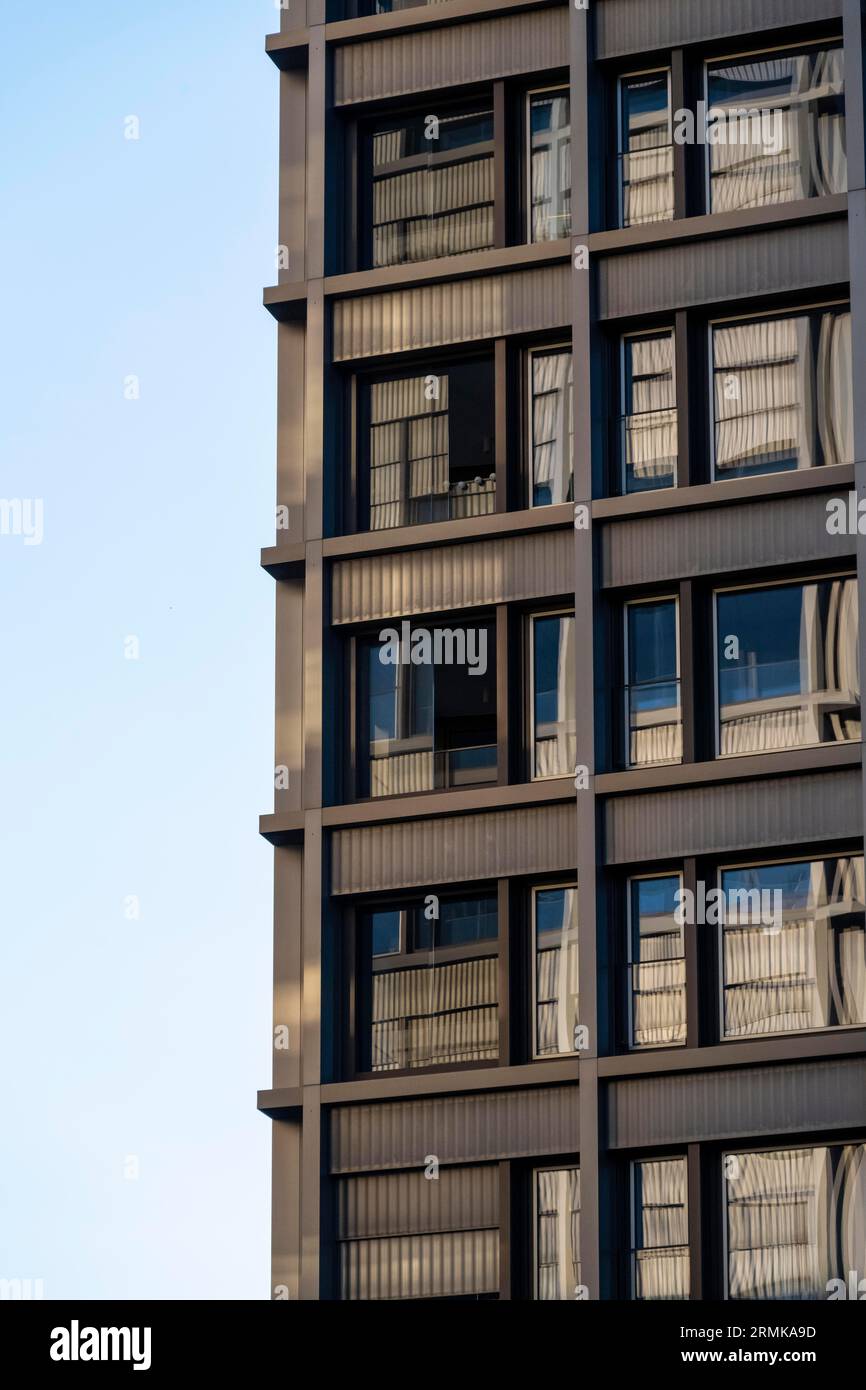 Architectural detail, modern high-rise, Europaallee, city centre ...