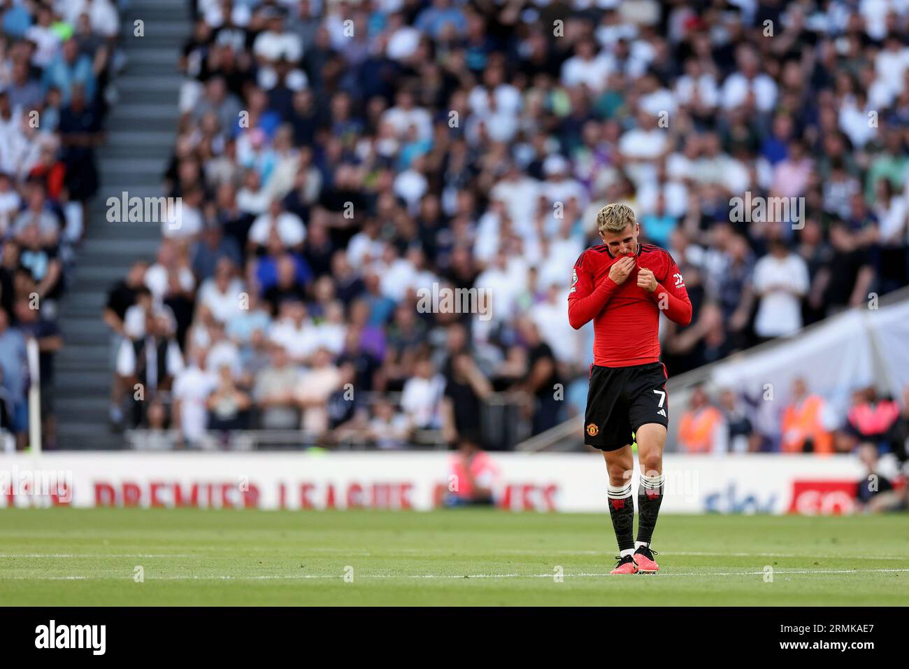 Mason mount manchester united 2023 hi-res stock photography and images ...