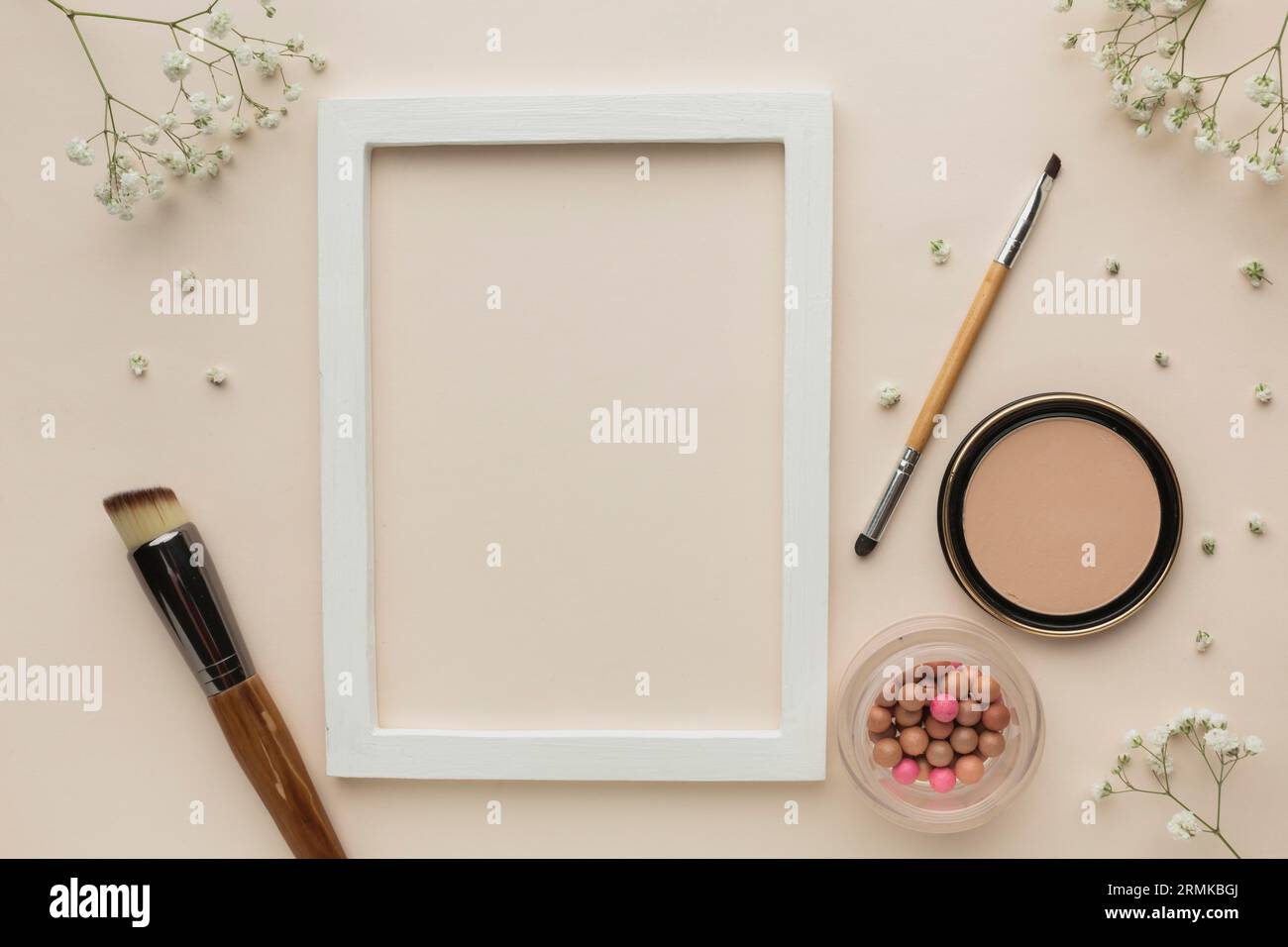 Makeup goods hi-res stock photography and images - Alamy