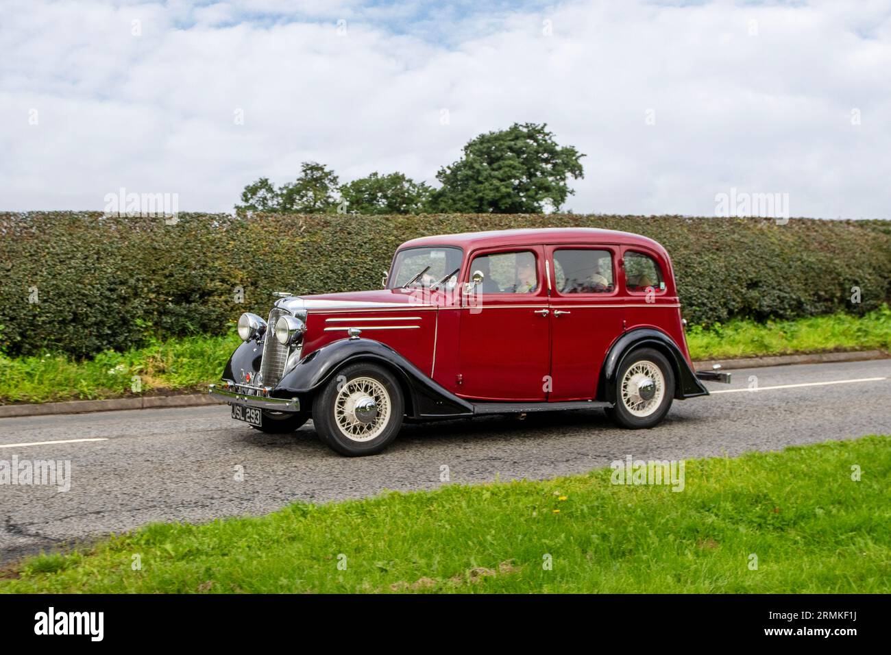 1935 30s thirties red black pre-war Vauxhall sedan 1530cc, Vauxhall DX ...