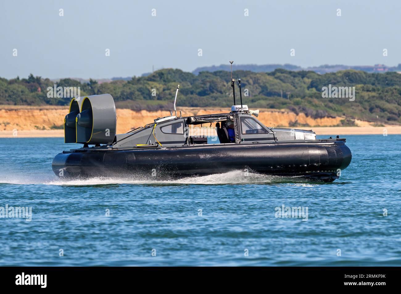 Amphibious hovercraft hi-res stock photography and images - Alamy