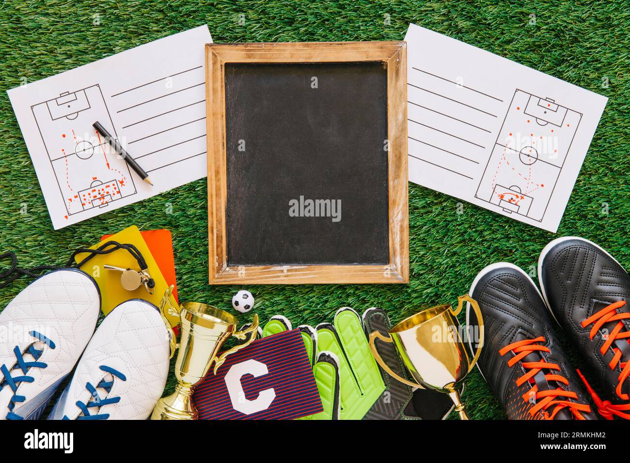 Football formation chalk hi-res stock photography and images - Alamy