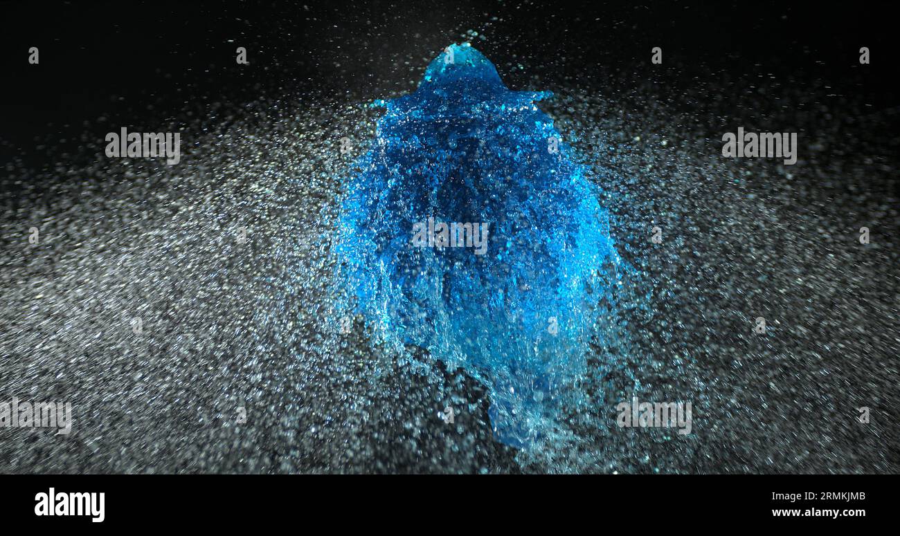 Breaking water balloon hi-res stock photography and images - Alamy