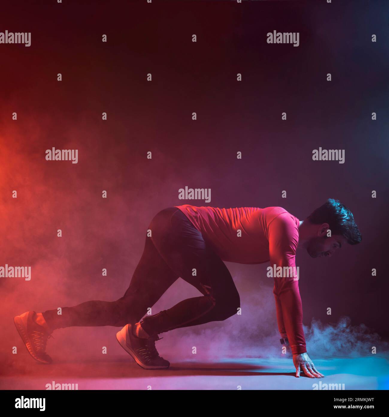 Crouch start hi-res stock photography and images - Alamy