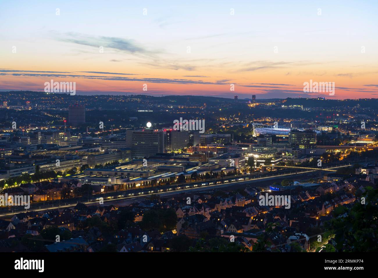Stuttgart mercedes factory hi-res stock photography and images - Alamy