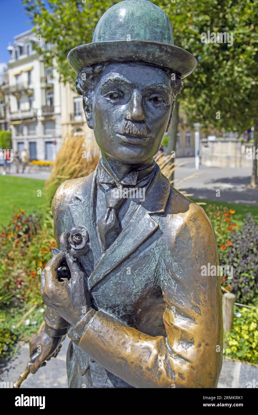 Charlie Chaplin, statue by John Doubleday, Vevey, Canton Vaud ... Charlie Chaplin, statue by John Doubleday, Vevey, Canton Vaud ...