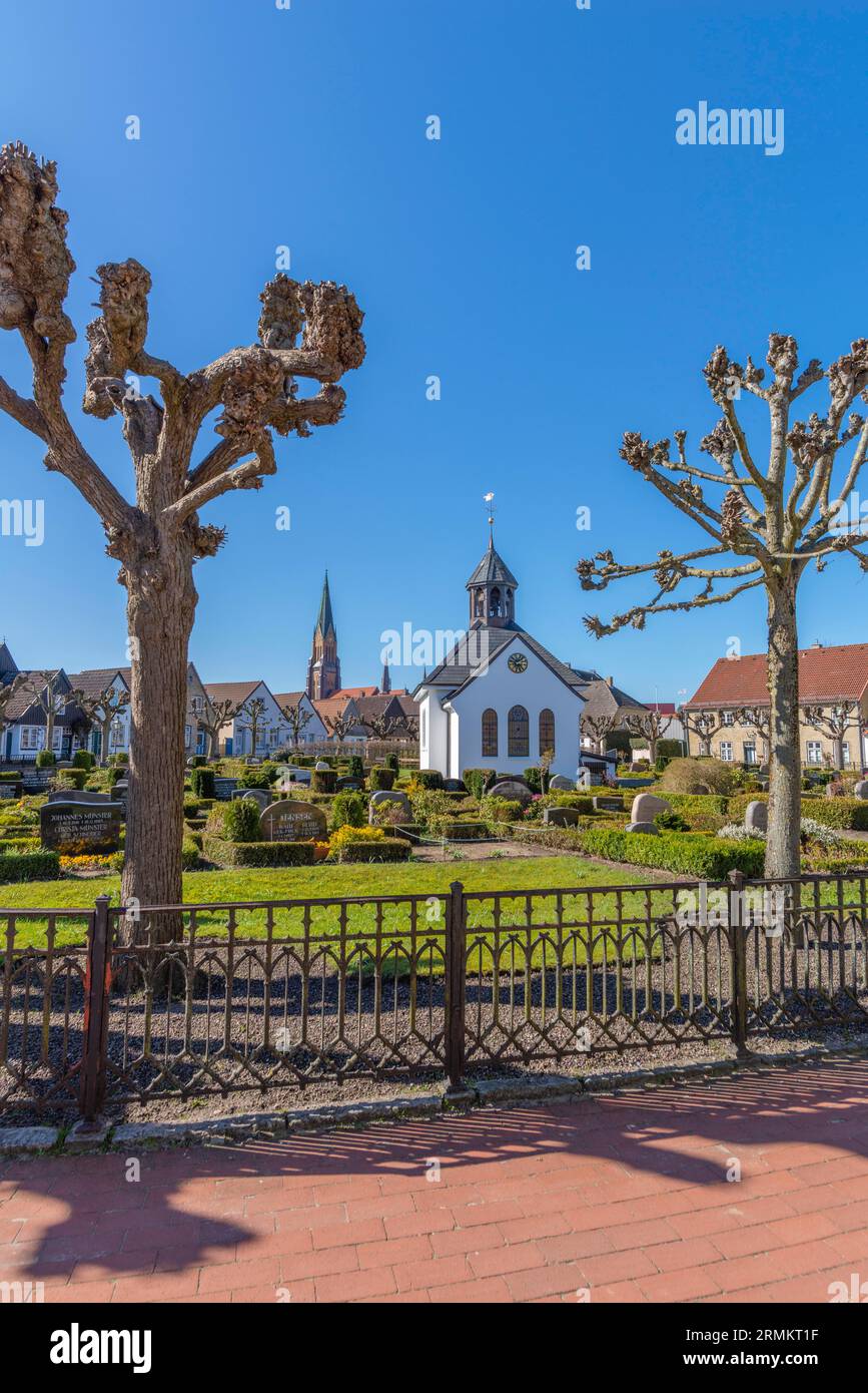Cemetery for members of the Holm Beliebung, historical fishing ...