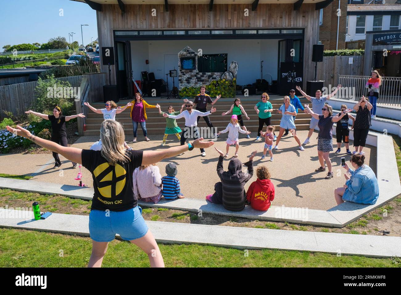 Joing together hi-res stock photography and images - Alamy