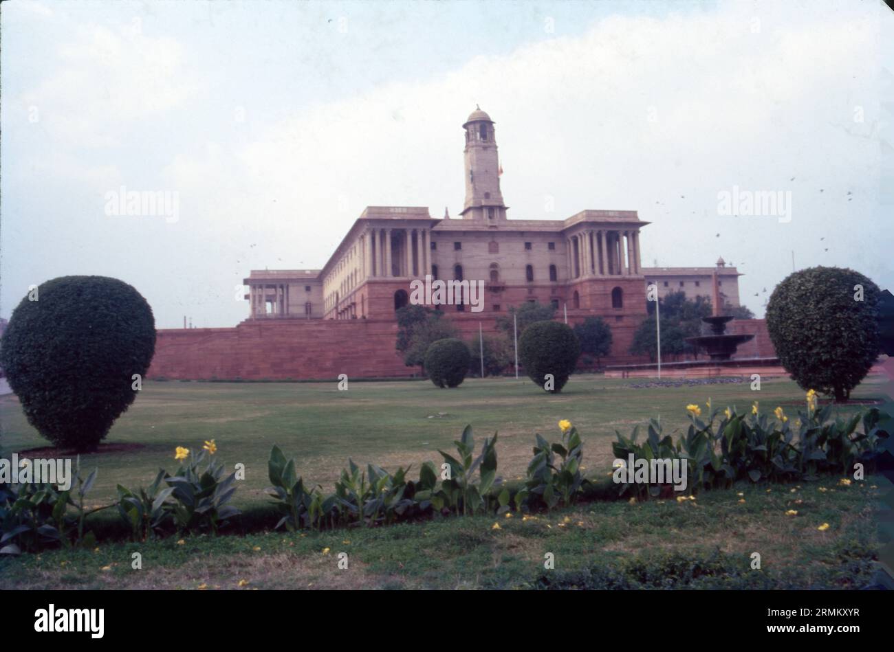 The Secretariat Building or Central Secretariat houses the important ...