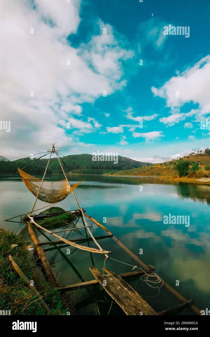 Da Lat scenery Vietnam scenery beautiful scenery Da Lat in the mist ...