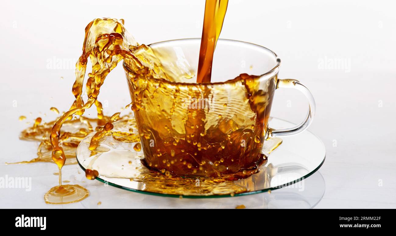Coffee being poured out hi-res stock photography and images - Alamy