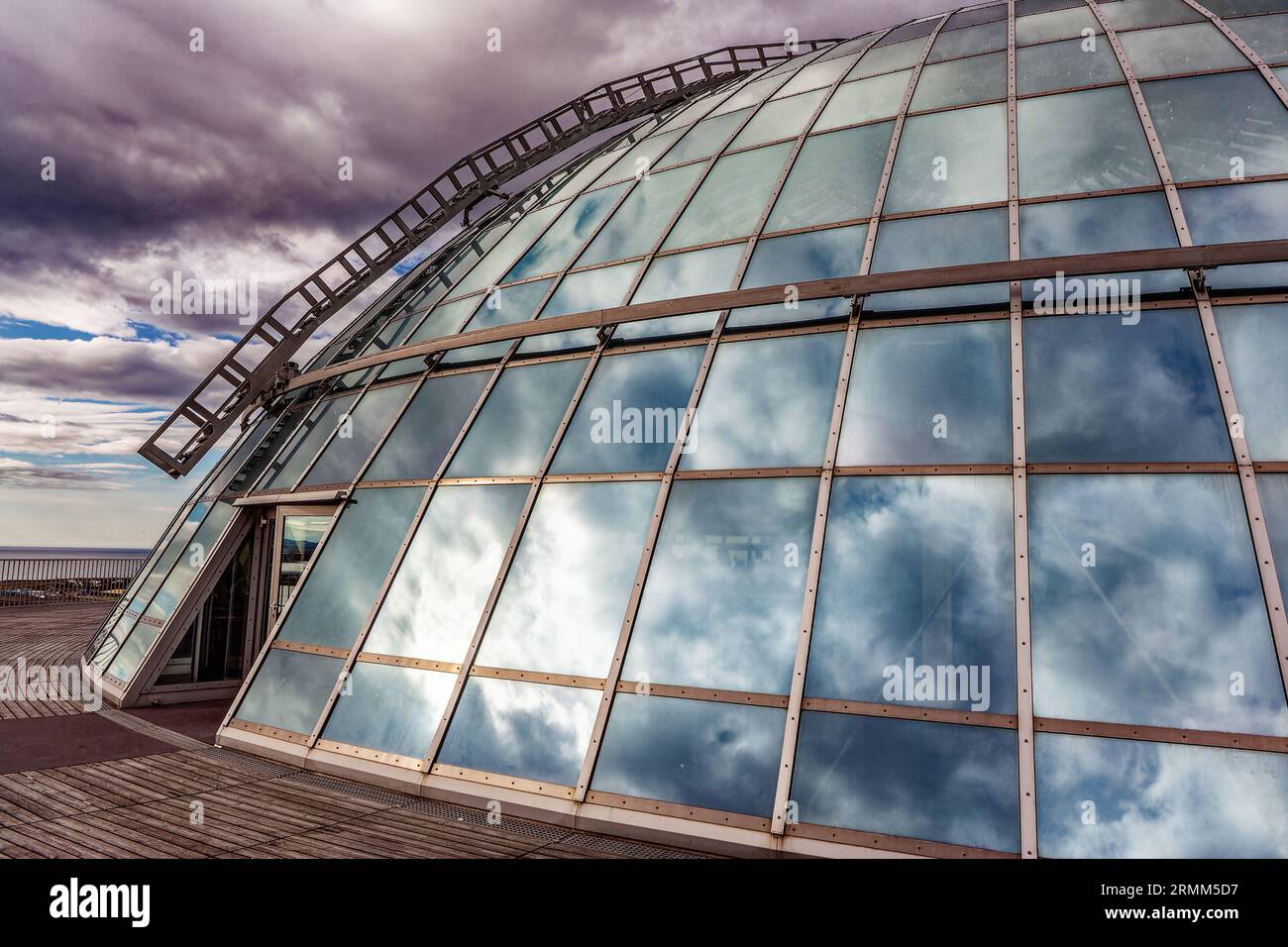 Perlan dome in Reykjavik, Iceland Stock Photo - Alamy