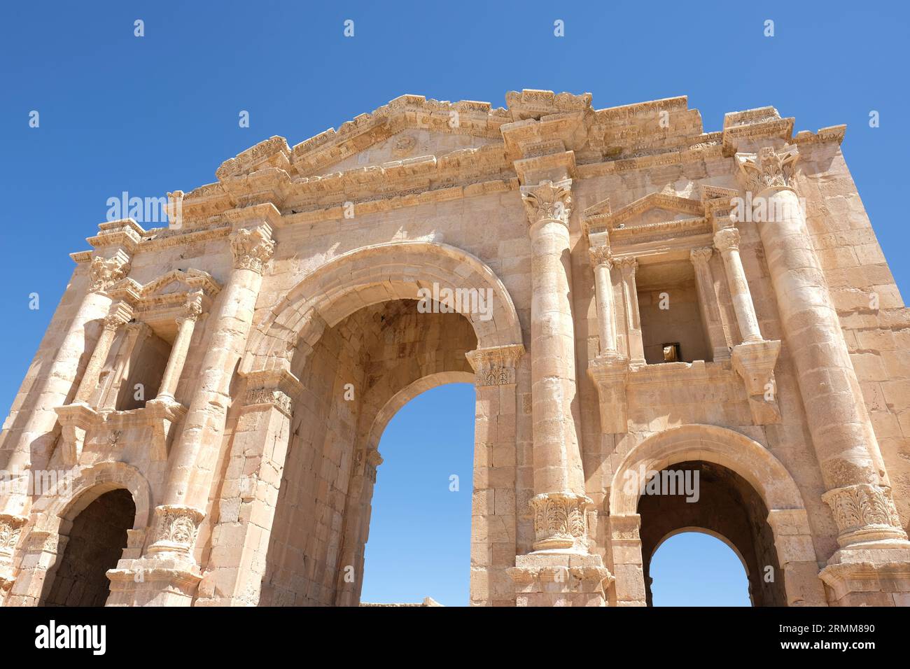 Jerash Jordan the magnificent Hadrian's Arch built in 129 AD is the ...