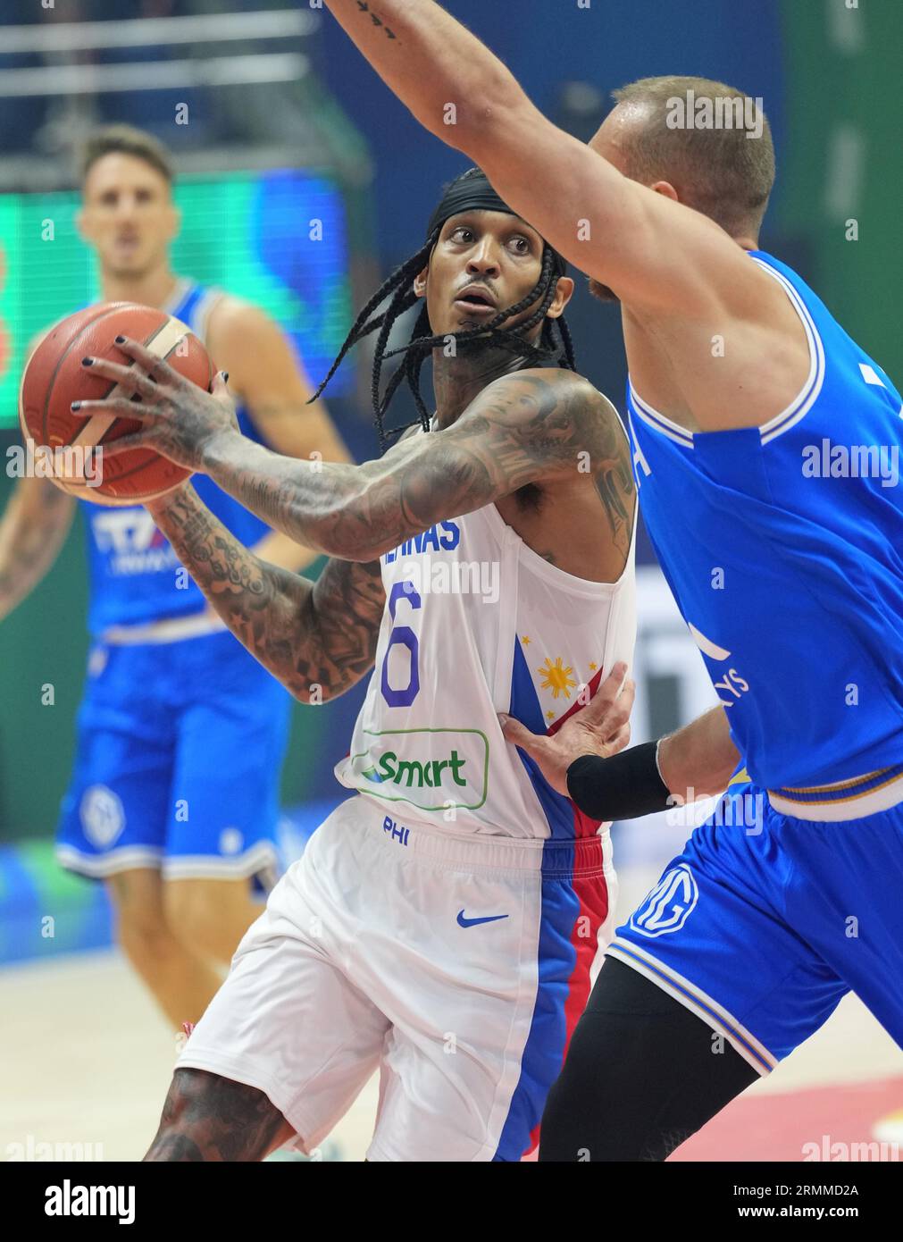 Manila, Philippines. 29th Aug, 2023. Jordan Clarkson (L) of the ...
