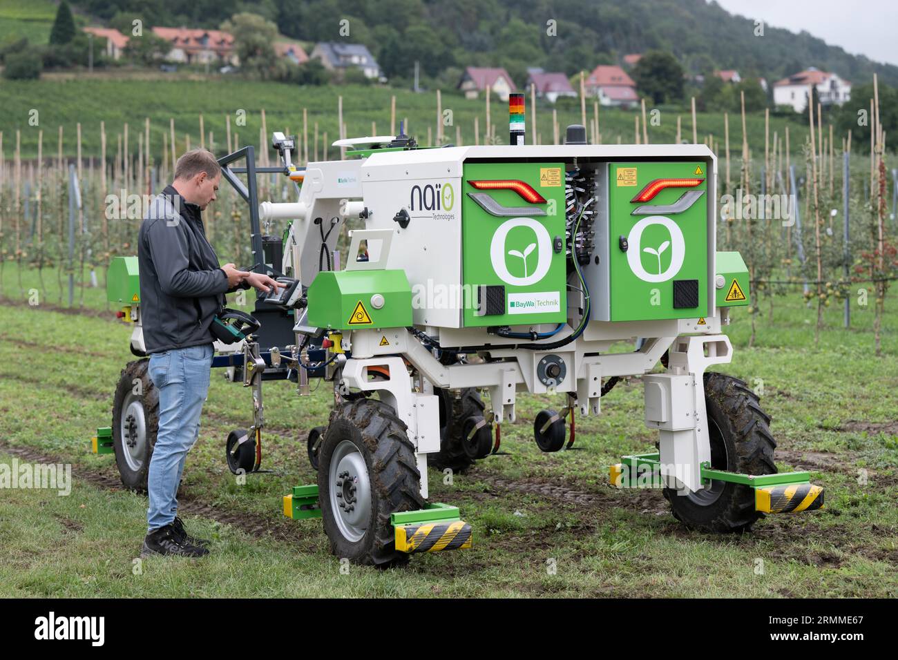 Dresden, Germany. 29th Aug, 2023. A participant in the "Field Day" for ...
