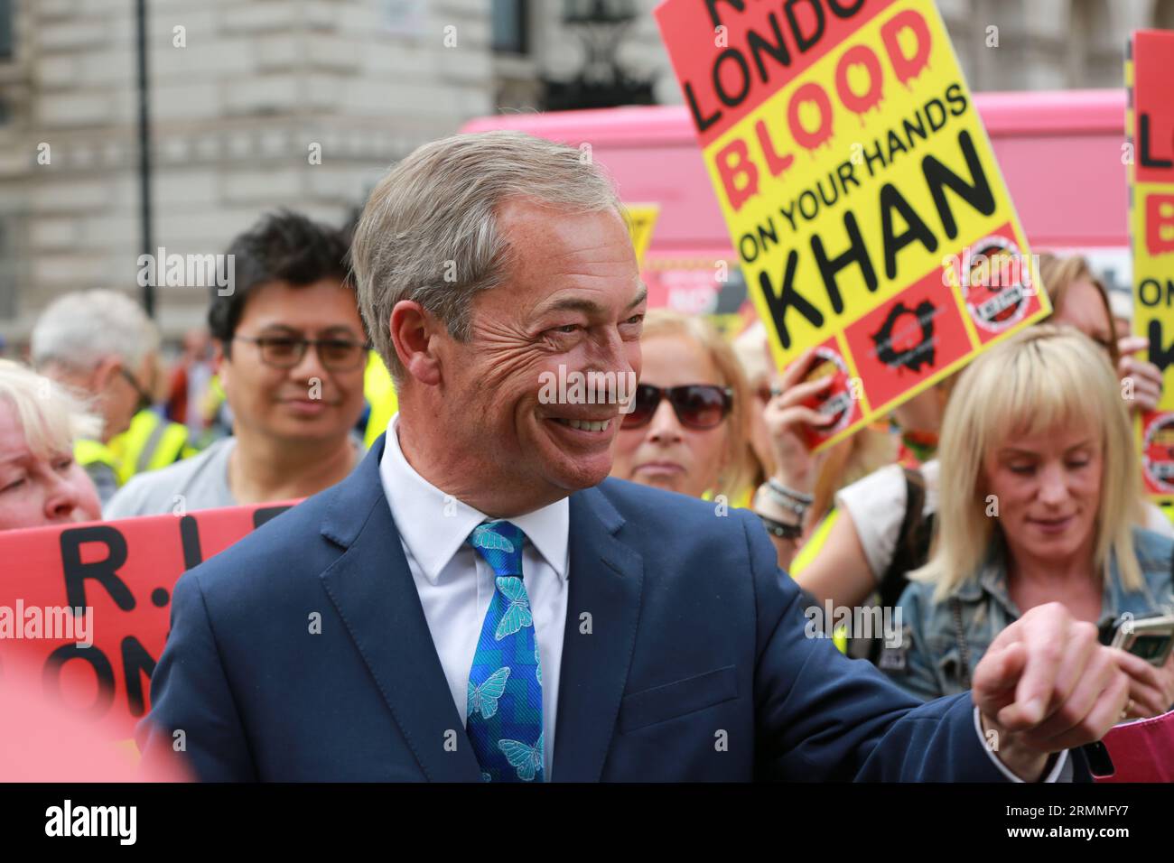 Nigel farage money hi-res stock photography and images - Alamy