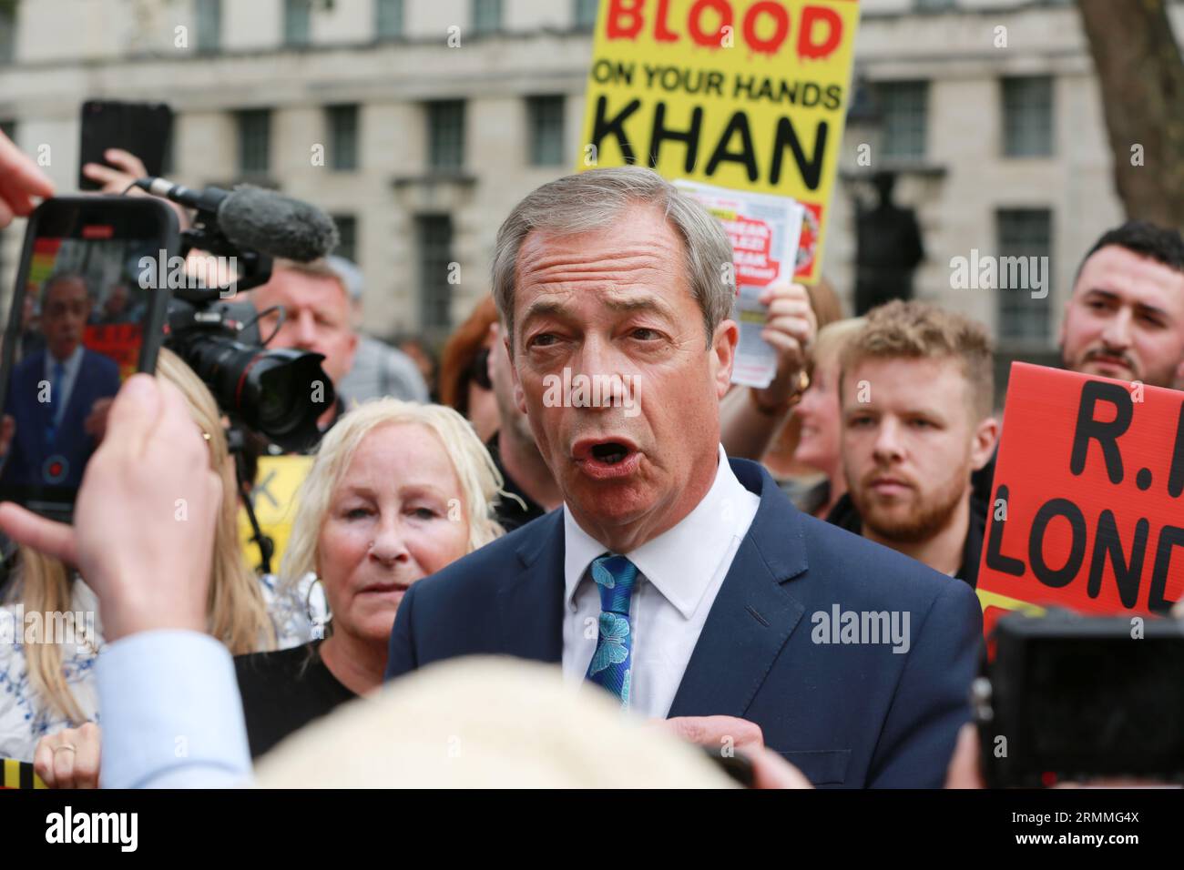 Nigel farage ulez hi-res stock photography and images - Alamy