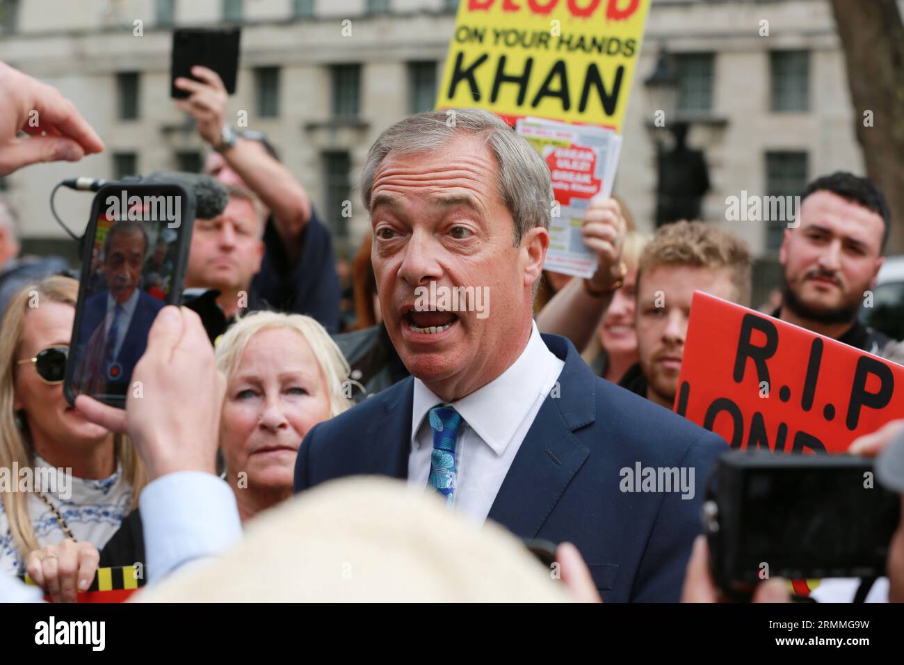 Nigel farage ulez hi-res stock photography and images - Alamy
