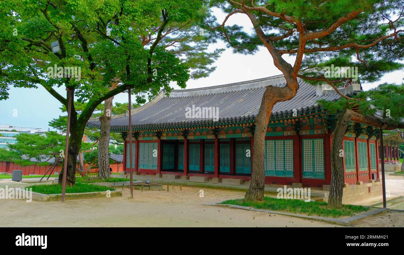 South korean ruler hi-res stock photography and images - Alamy