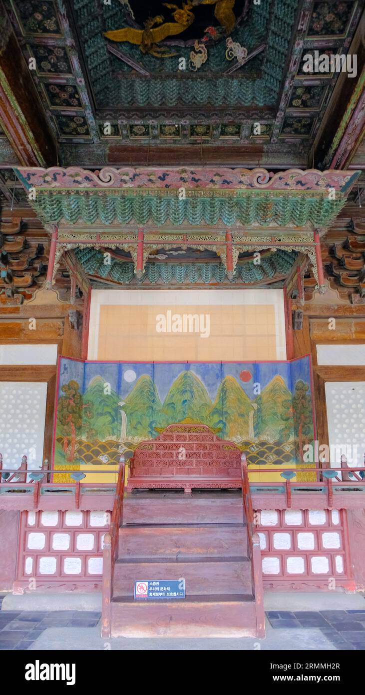 South korean ruler hi-res stock photography and images - Alamy