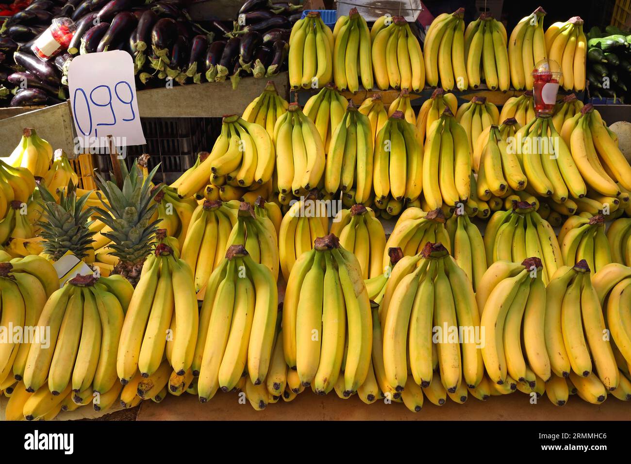 Bunch of Ripe Yellow Bananas at Grocery Shop Stock Photo - Alamy