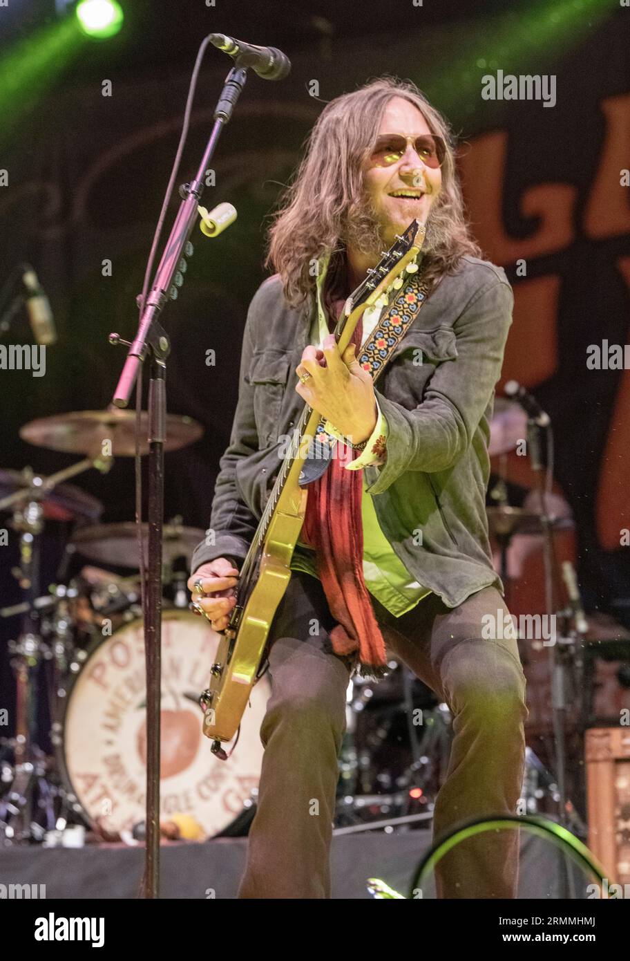 Blackberry smoke band hi-res stock photography and images - Alamy