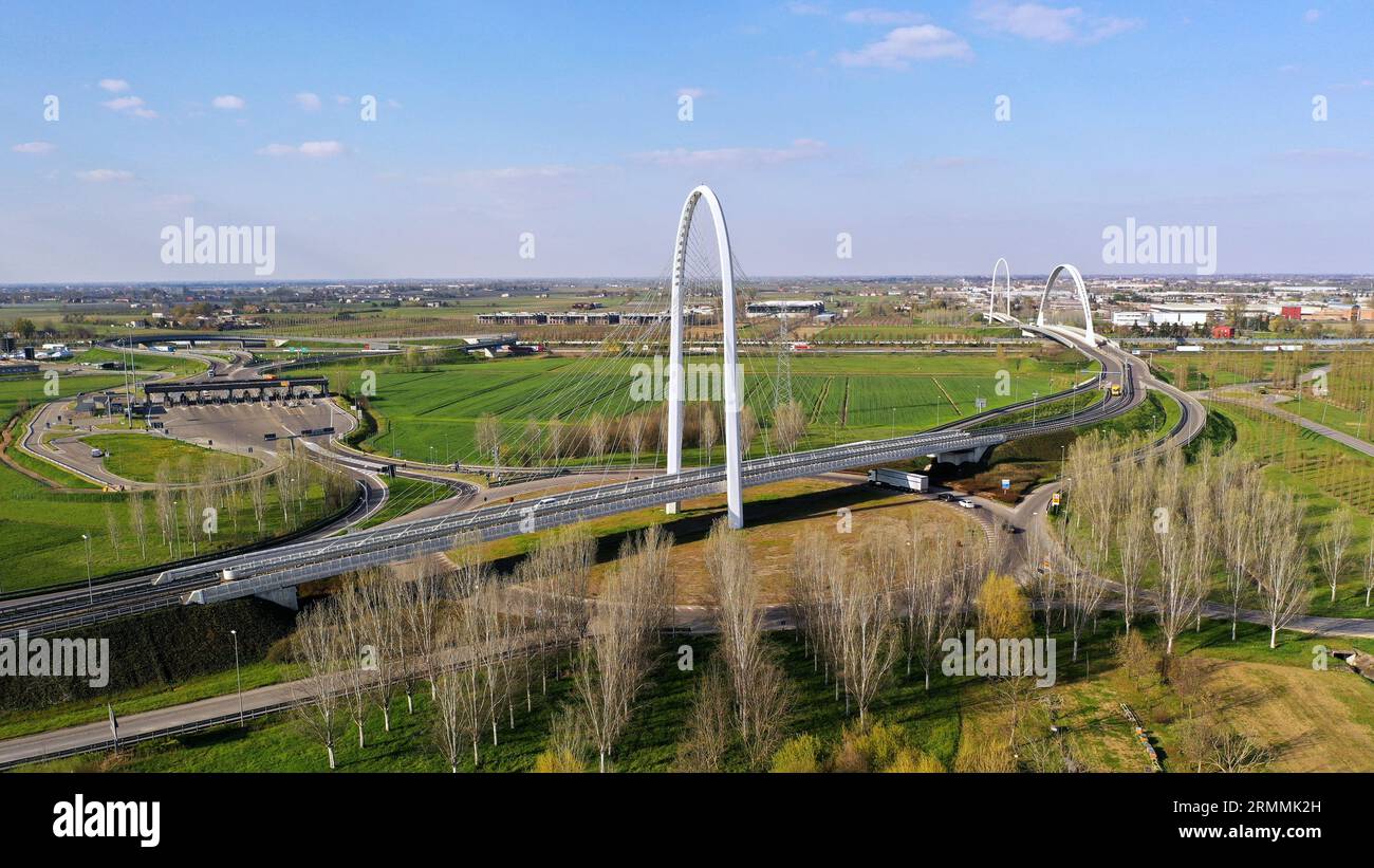 Aerial zenithal view roundabout hi-res stock photography and images - Alamy