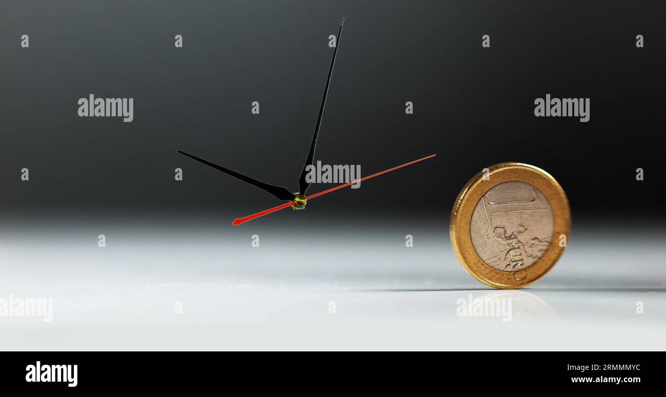 Time money waste hi-res stock photography and images - Alamy