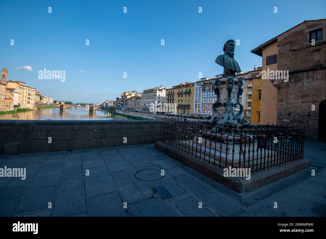 At the centre of Ponte Vecchio is the bust of Florentine-born Benvenuto ...