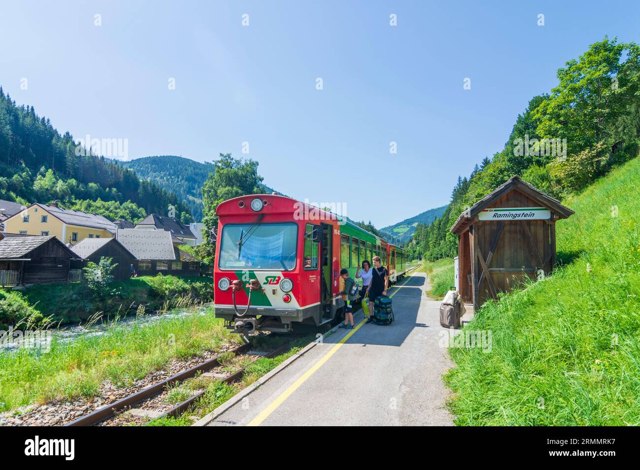Ramingstein: railway station Ramingstein, Murtalbahn railcar operated ...