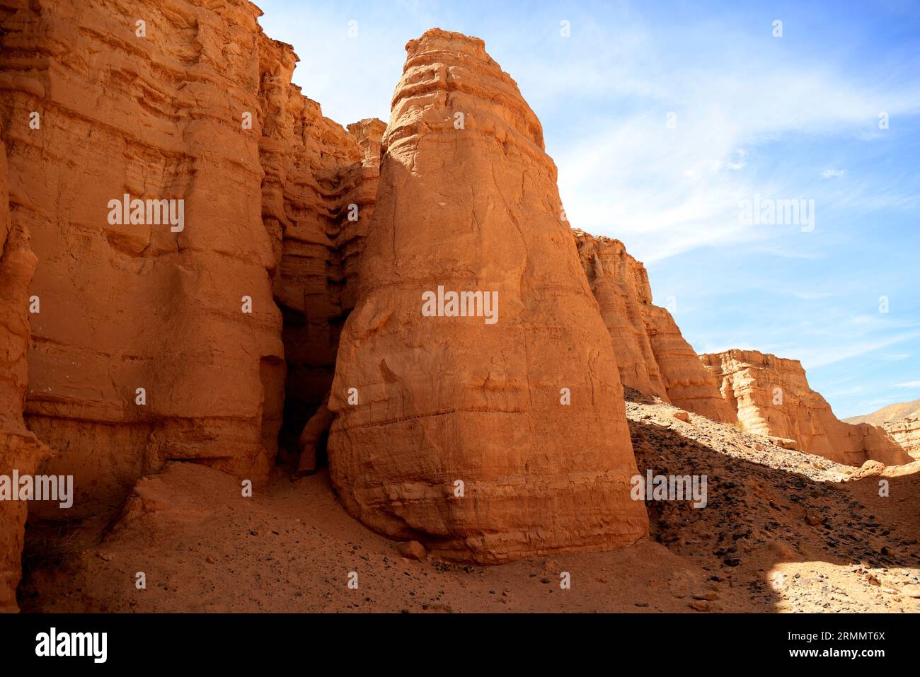The rock formations in Nemegt canyon, Umnugobi, Mongolia Stock Photo ...
