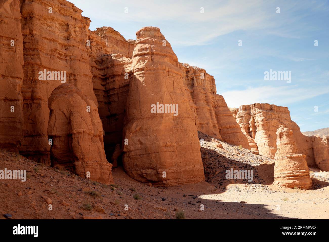 The rock formations in Nemegt canyon, Umnugobi, Mongolia Stock Photo ...