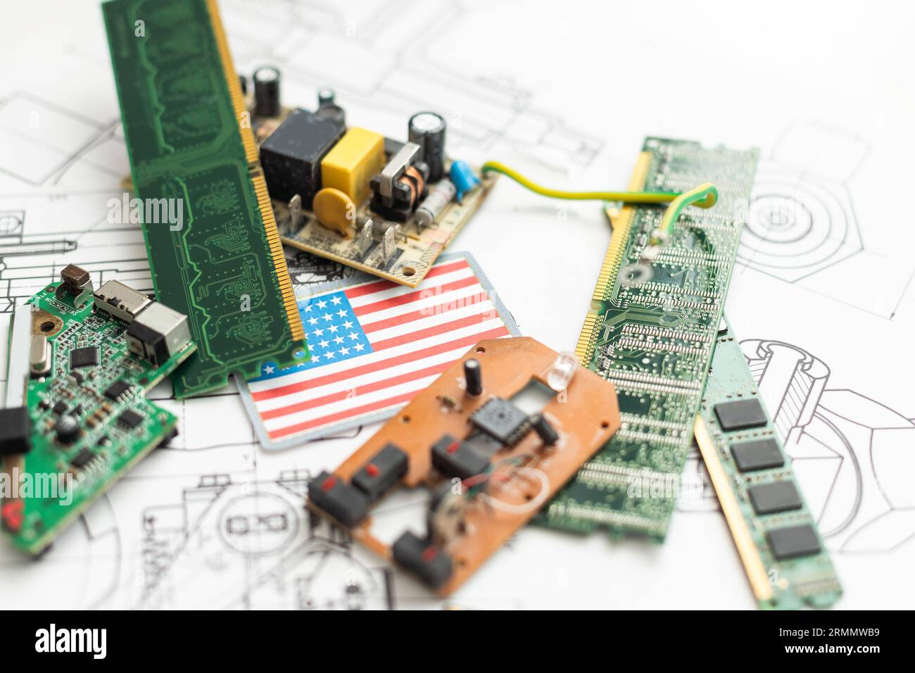 Printed circuit board with electronic chips and electronic scheme ...