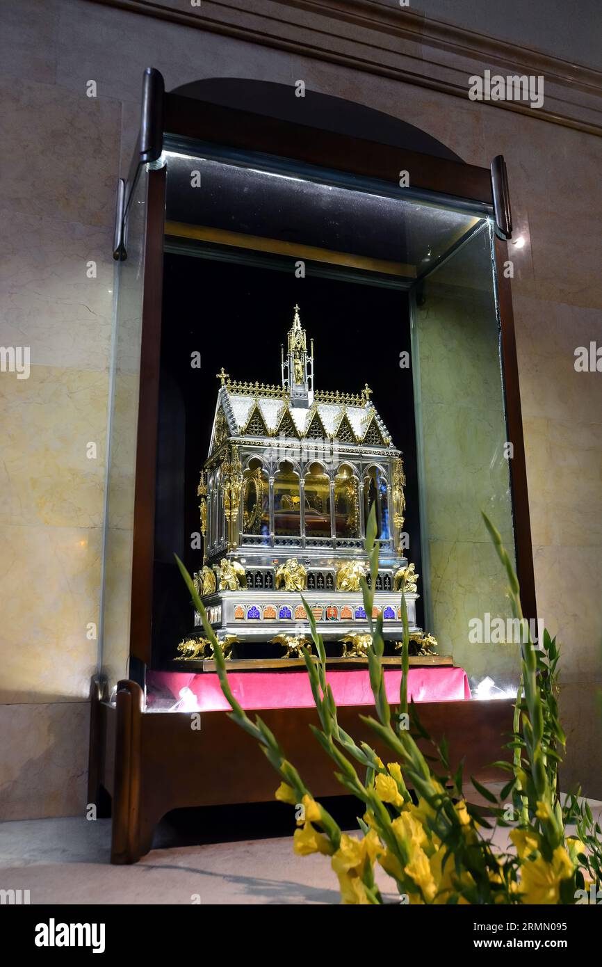 Heilige stephans hi-res stock photography and images - Alamy