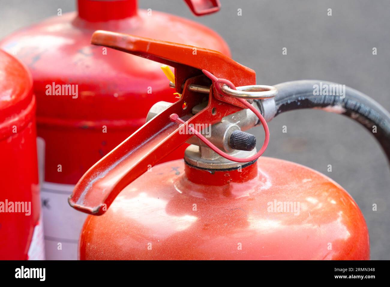 Fire extinguishing powder hi-res stock photography and images - Alamy