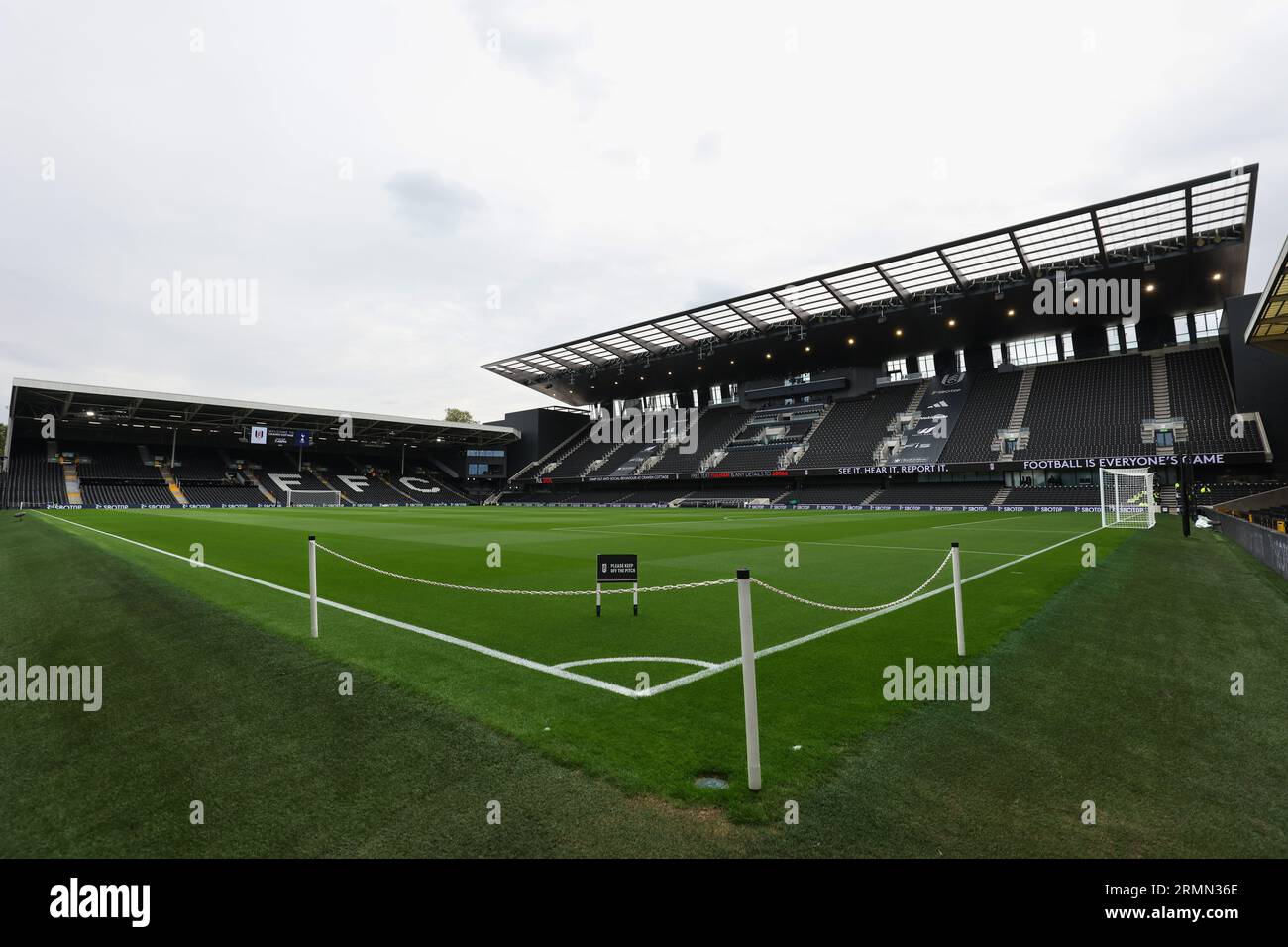 Craven Cottage, Fulham, London, UK. 29th Aug, 2023. EFL Carabao Cup ...