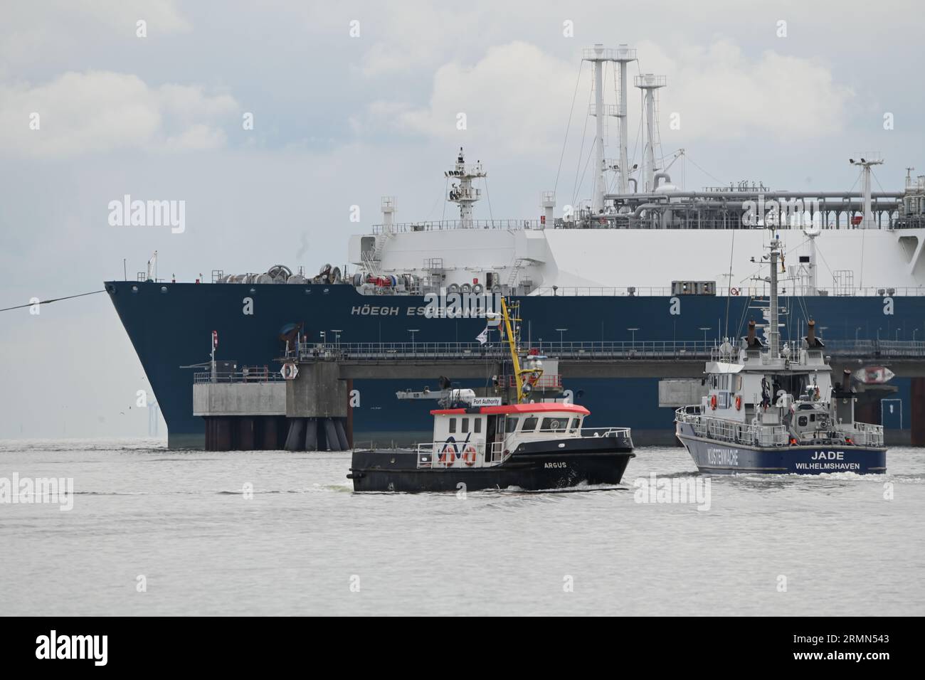 Wilhelmshaven, Germany. 29th Aug, 2023. The customs ship " Jade " and ...