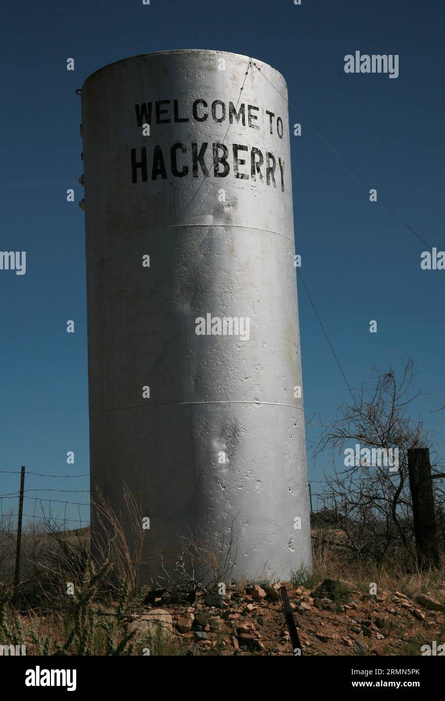Rural water tower hi-res stock photography and images - Alamy