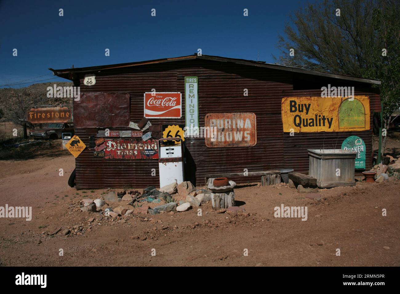 Route 66 Gas Station Stock Photo - Alamy