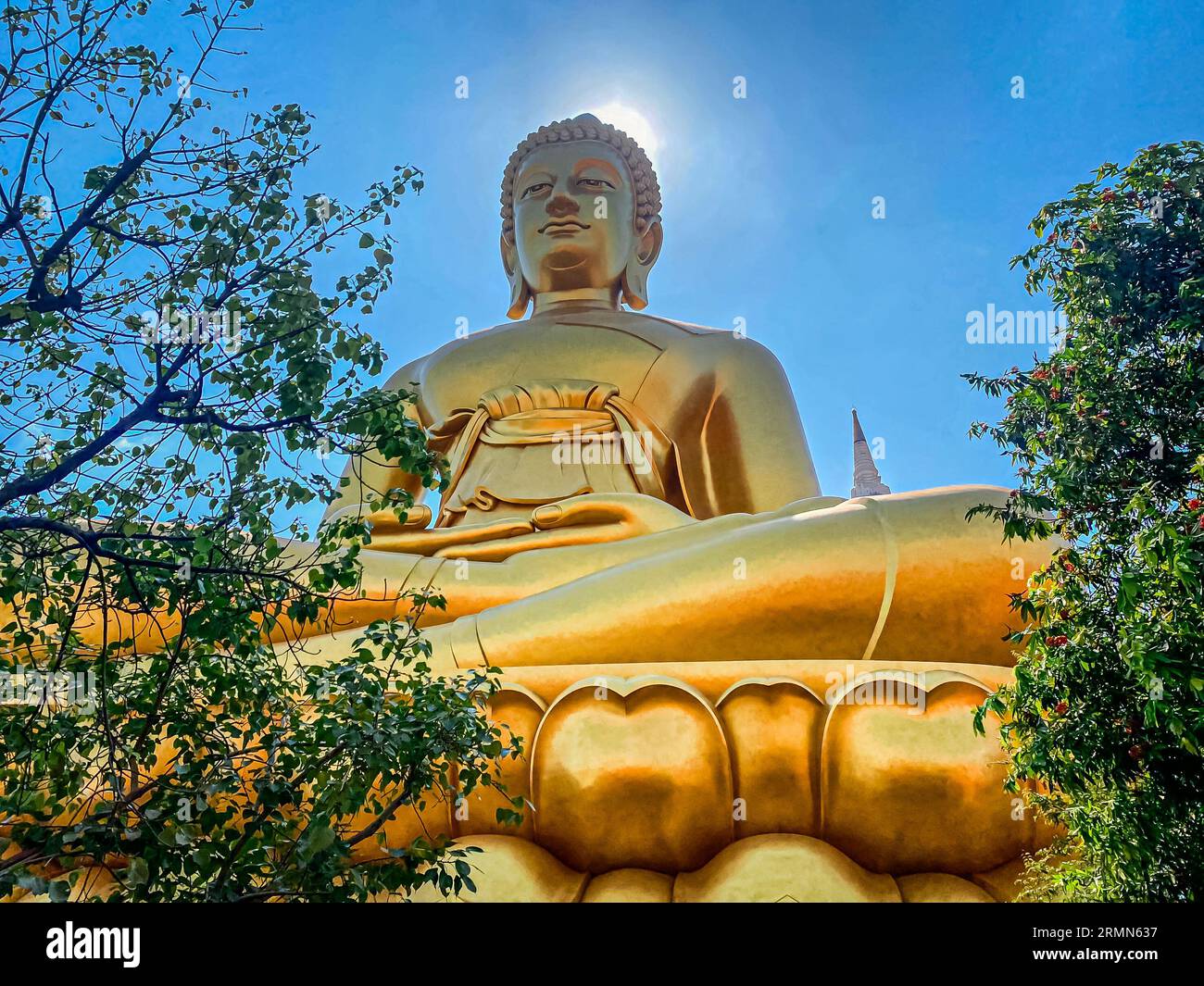 Temple wat pak nam phasi charoen hi-res stock photography and images ...