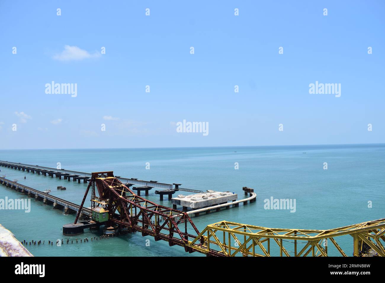Pam an Bridges Stock Photo - Alamy