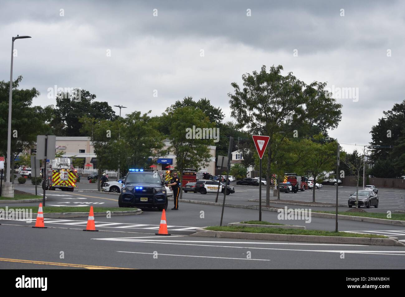 Clark, New Jersey, USA. 29th Aug, 2023. (NEW) Bomb threat at Target ...